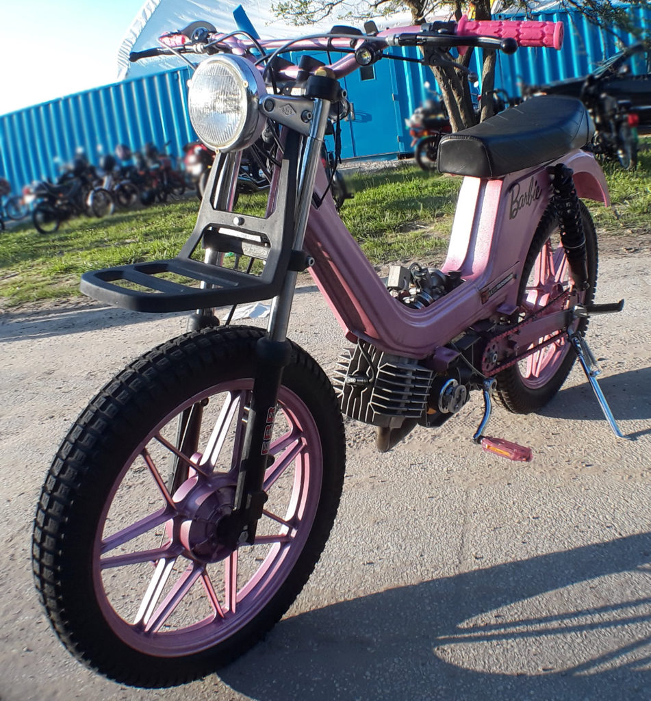MOPED OF THE DAY | Barbie Derbi SLE